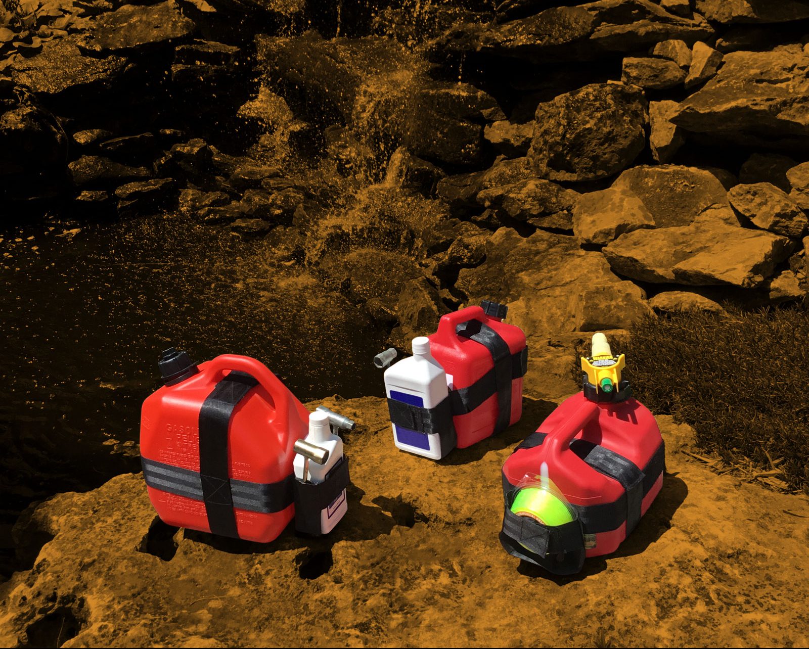 Keep Gas & Oil Close At Hand - Goil Gas Can Harness